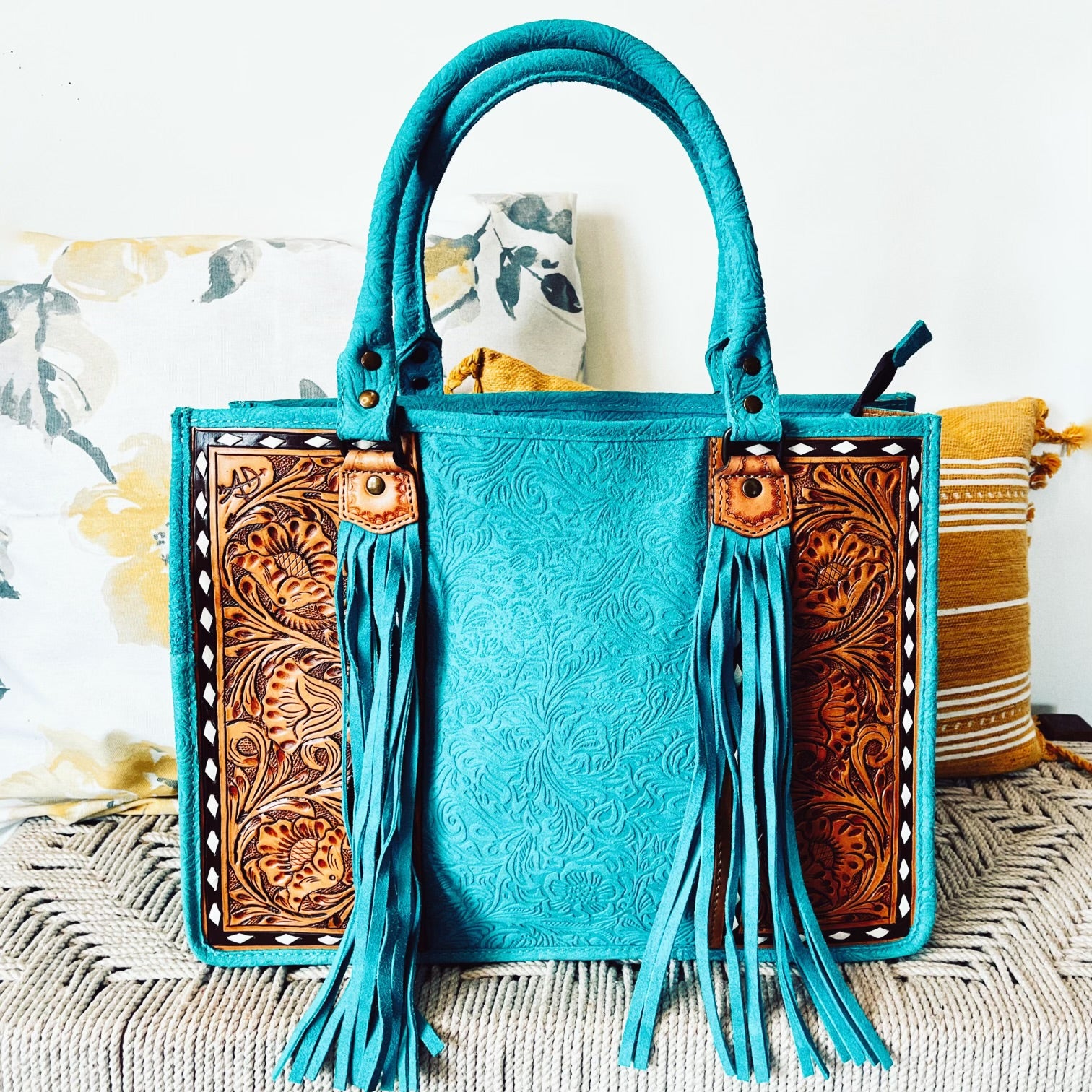 Endless Love Leather Crossbody Purse – Dodi Jo's